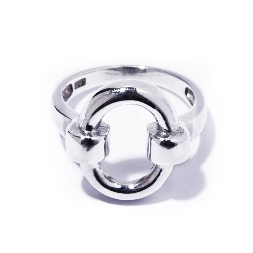 oval ring – iris47