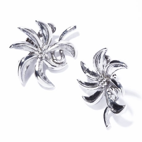 anis earring – iris47