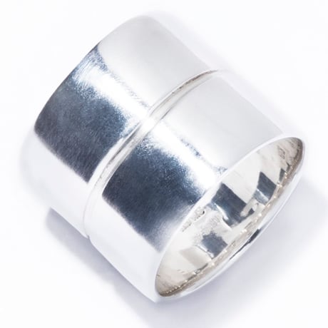 the line ring – iris47