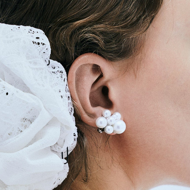 petit breath earring – iris47